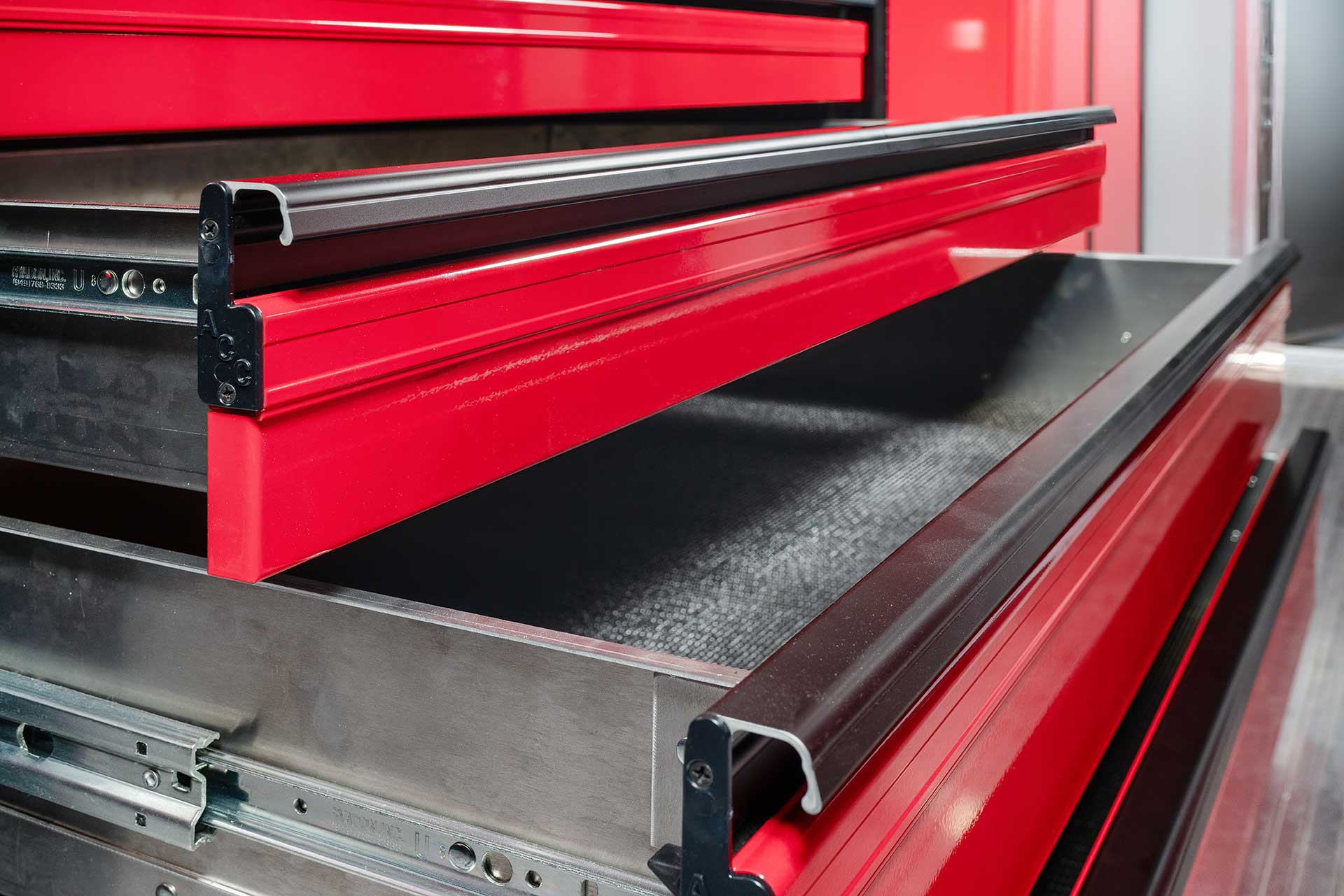 Racing Trailers | Aluminum Cabinet Co.