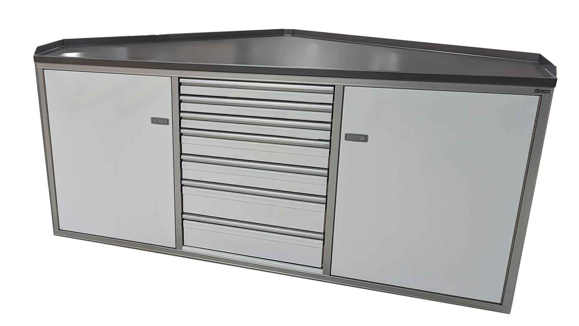 V-Nose Trailers | Aluminum Cabinet Co.